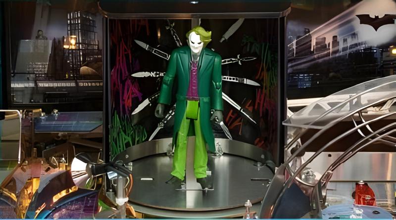 Stern Batman The Dark Knight Pinball Machine For Sale | Liberty Games