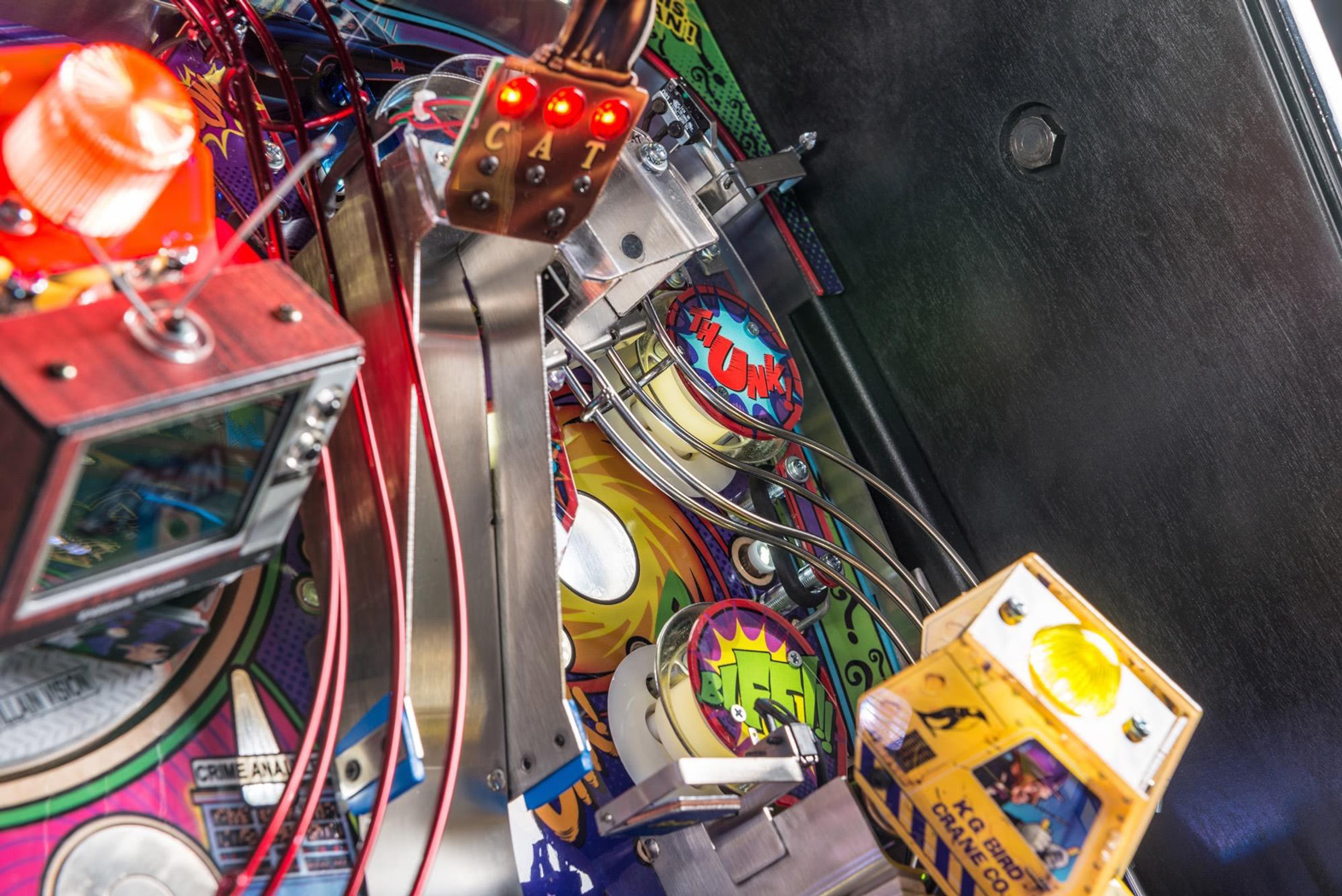 Stern Batman '66 Premium Pinball Machine For Sale | Liberty Games