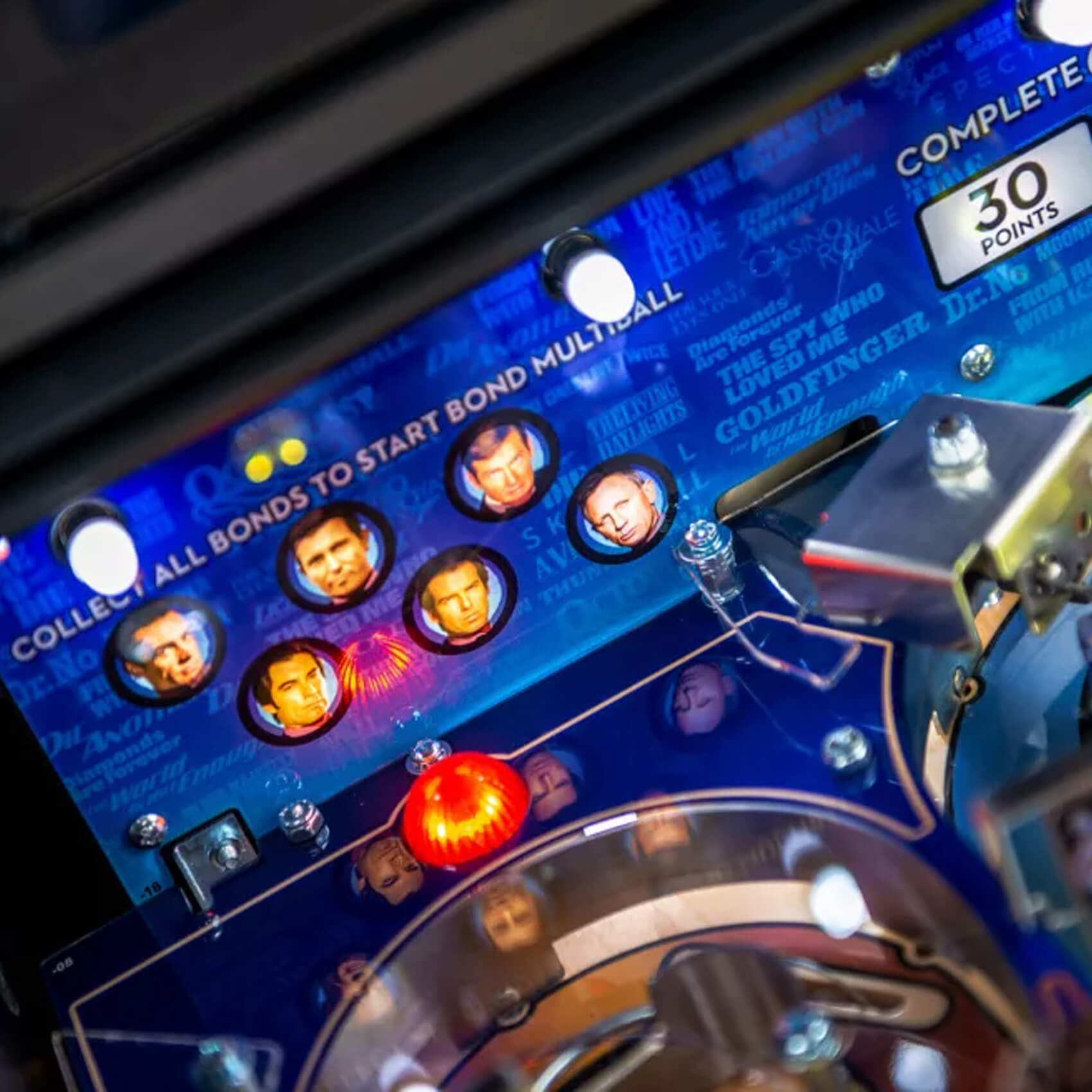 Stern James Bond 007 60th Anniversary Limited Edition Pinball Machine