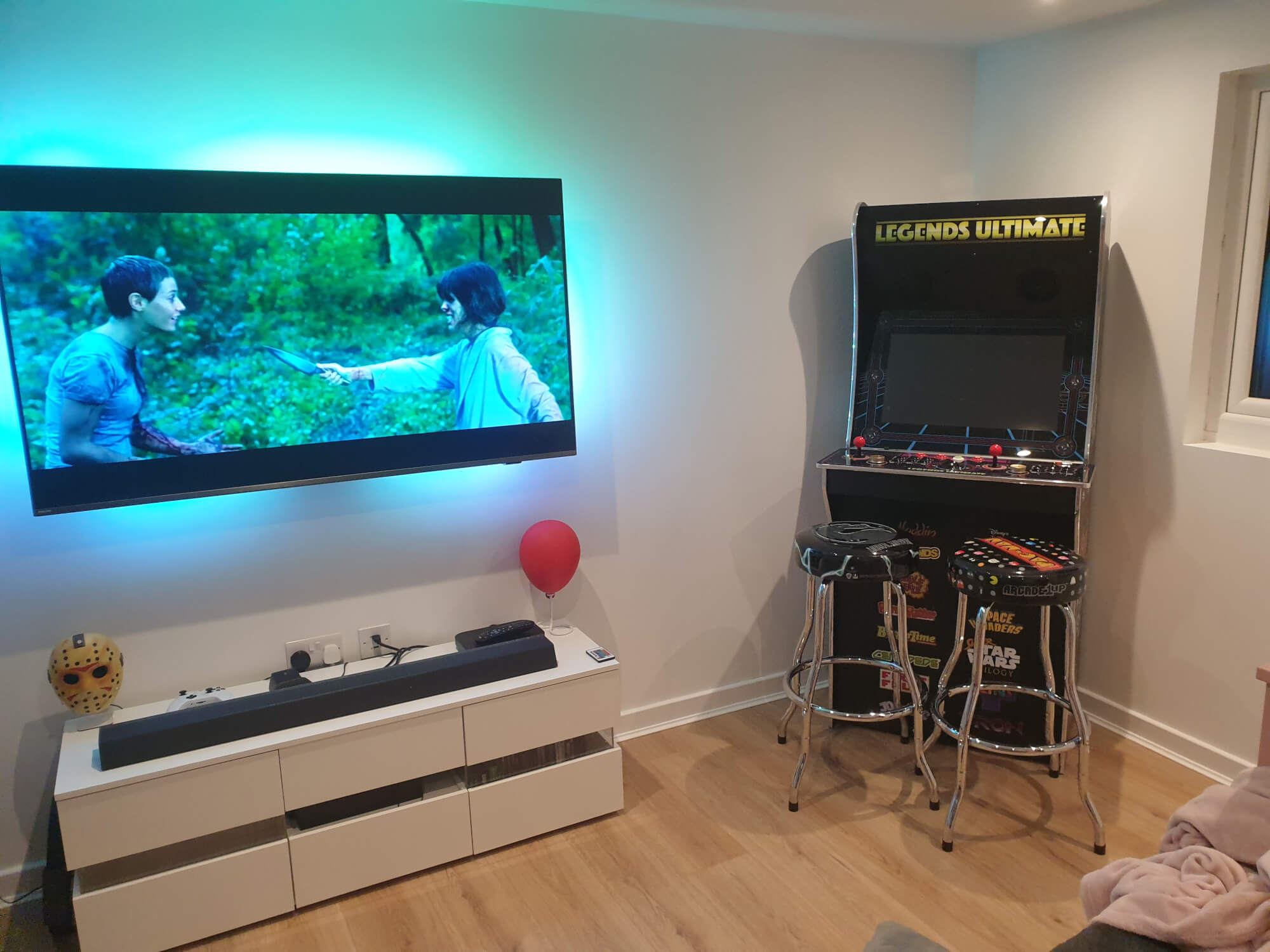 AtGames Legends Ultimate 300 Multi Game Arcade Machine | Liberty Games